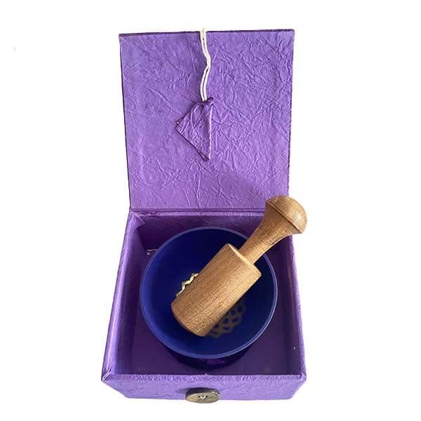 Cuenco Morado con símbolos de chakras \ Sheilaannanda